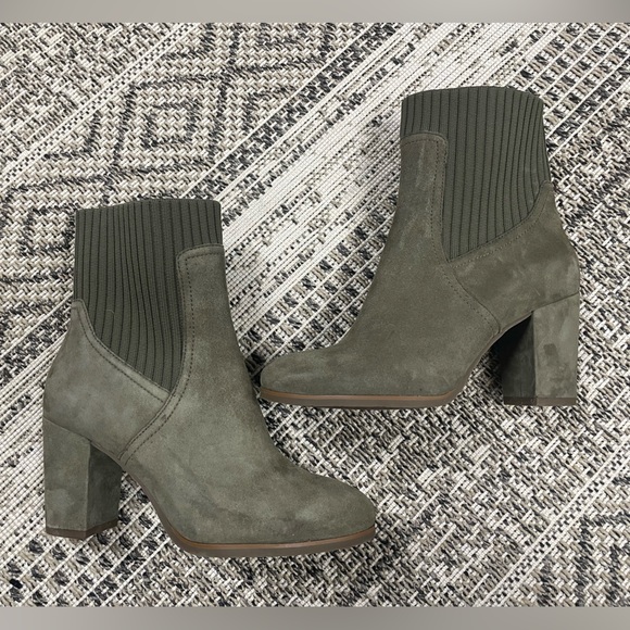 Vionic | Shoes | Vionic Womens Perk Kaylee Ankle Boots 65 Green Suede ...